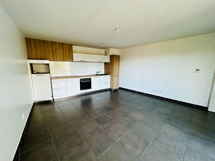 Appartement 2 pièces à Ville-la-Grand, à vendre