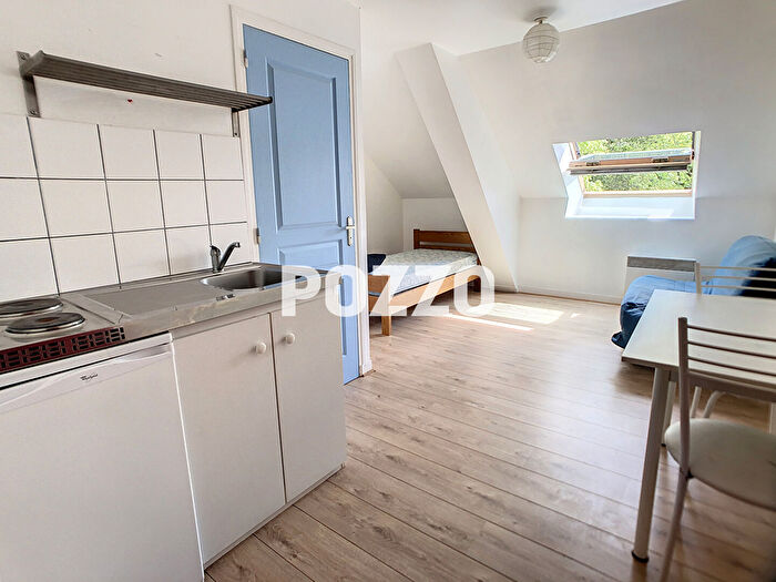 Le Neufbourg : Appartement 1 pièce à louer