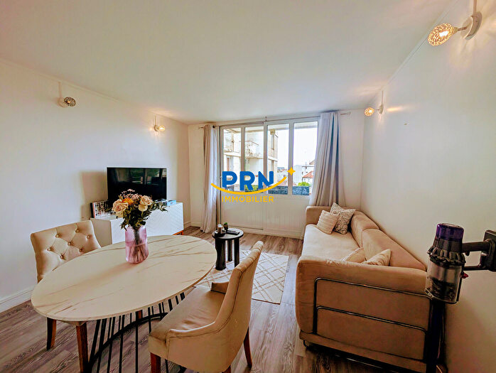 Appartement à vendre - Vitry-sur-Seine, Port à lAnglais, Zone dactivité - 3 pièces - 2 chambres