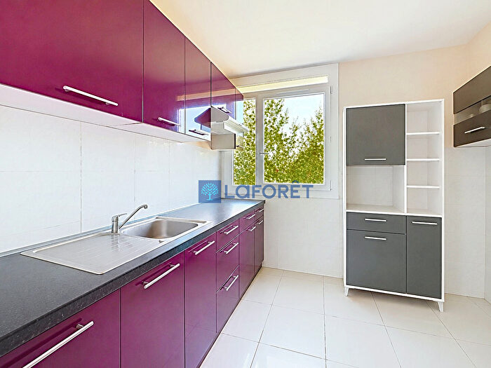 Appartement 3 pièces à Savigny-sur-Orge, Domaine du Grand-Vaux, à vendre