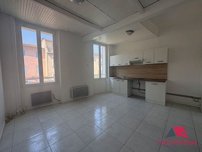 Aubagne, Centre-ville, Beaumond : Appartement 1 pièce à louer