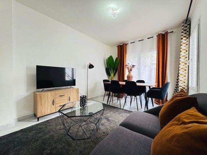 Espaces Jeunes, Issy-les-Moulineaux : Appartement 4 pièces à louer