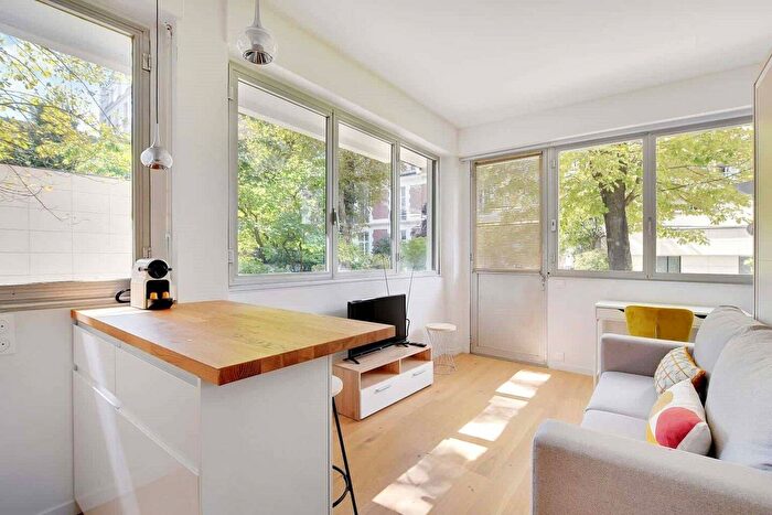 Porte Dauphine, Paris 16ème arrondissement - Appartement 1 pièce à louer
