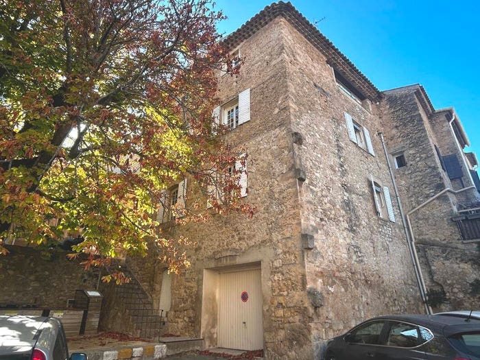 Maison 5 pièces à Meyrargues, à louer