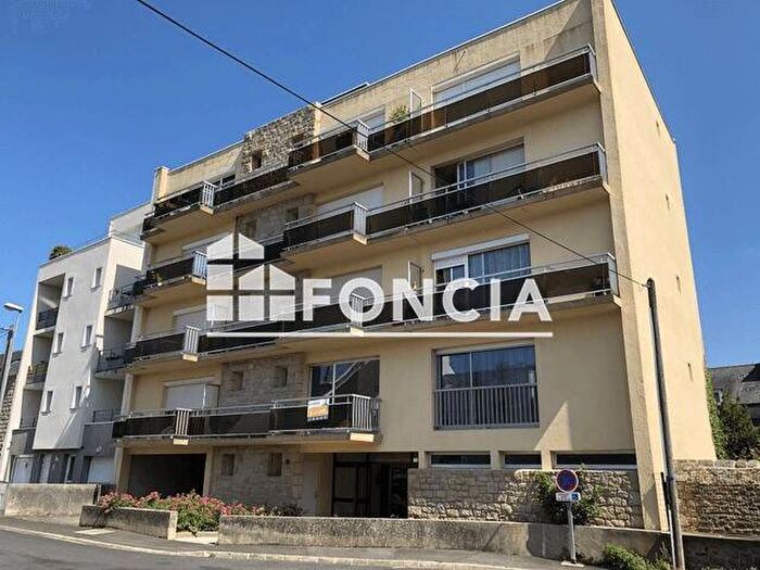 Appartement à louer - Saint Michel-Ouest, Saint-Brieuc - 1 pièce