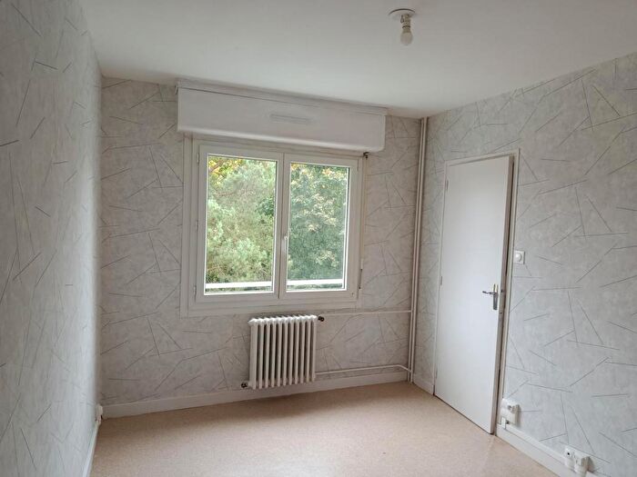 Neufchâteau : Appartement 4 pièces à louer