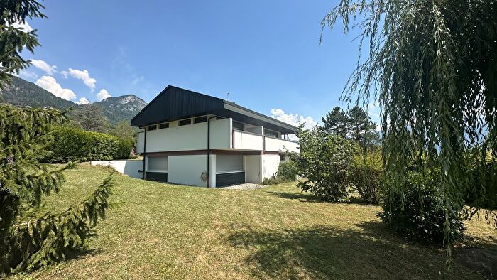 Maison 6 pièces à vendre à Marignier