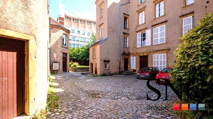 Appartement à louer - Centre-Ancienne Ville, Metz - 1 pièce