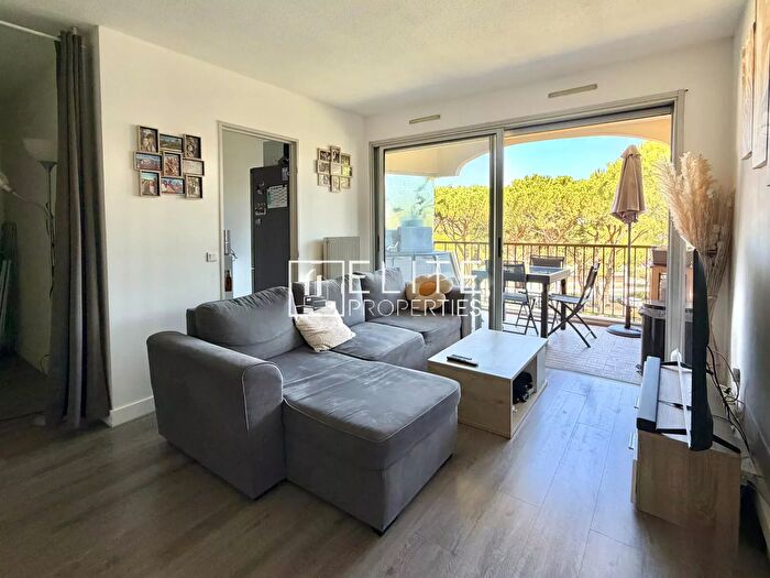 Appartement 2 pièces à vendre à Mandelieu-la-Napoule, Capitou