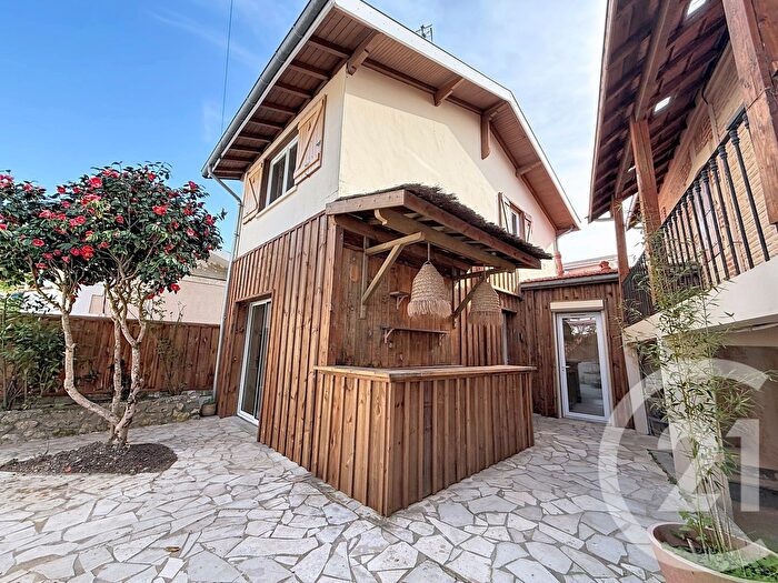 Maison à vendre - Arcachon, Saint-Ferdinand - 7 pièces - 6 chambres