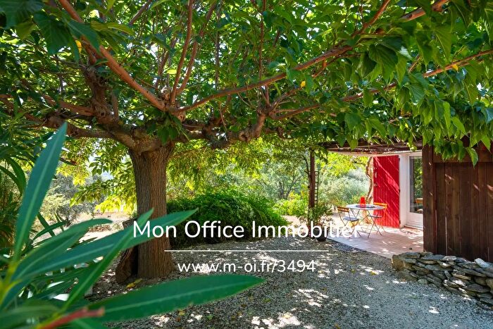 Maison à vendre - Lauris - 4 pièces - 3 chambres