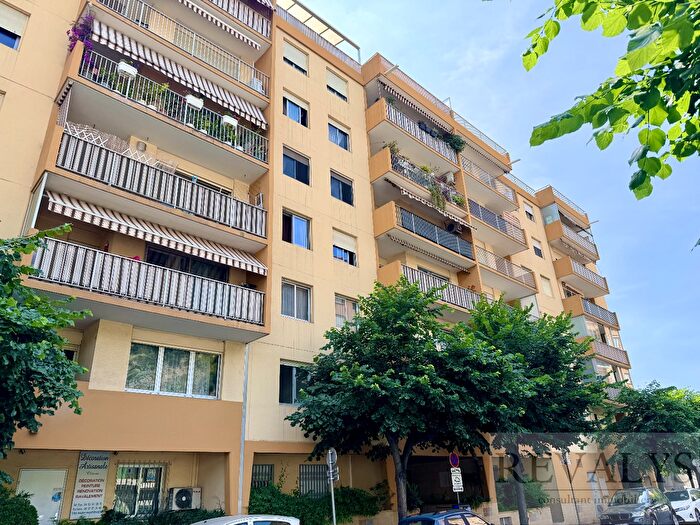 Nice, Pasteur : Appartement 1 pièce à vendre
