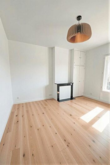 Talence, Saint-Genès, La Médoquine, Haut-Brion : Appartement 3 pièces à vendre
