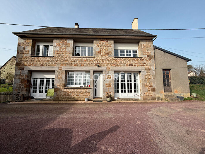 Maison à vendre - Saint-Georges-des-Groseillers - 5 pièces - 4 chambres