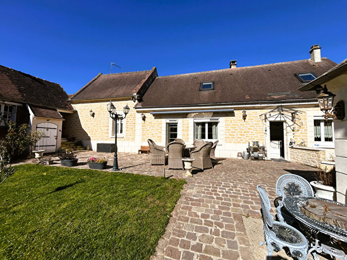 Maison à vendre - Estrées-Saint-Denis - 5 pièces - 3 chambres