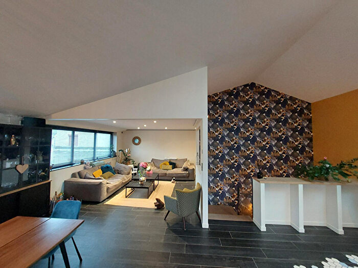 Appartement à vendre - Eu - 5 pièces - 3 chambres