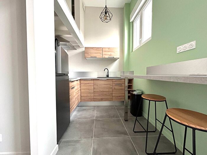 Bellevue-Solaure, Saint-Étienne : Appartement 1 pièce à louer