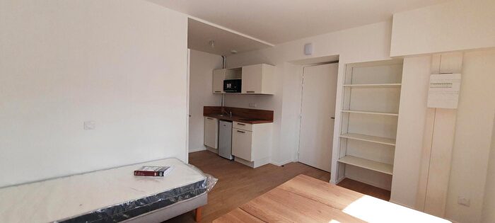 Appartement 1 pièce à Laval, Les Pommeraies, à louer