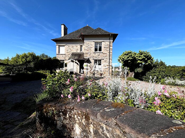 Maison 9 pièces à vendre à Uzerche