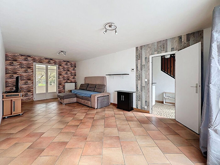 Maison à vendre - Saint-Ay - 5 pièces - 3 chambres