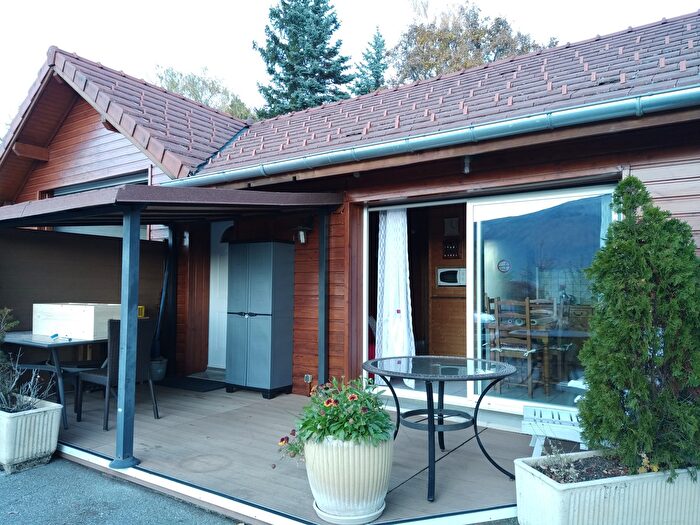 La Freissinouse : Maison 2 pièces à louer