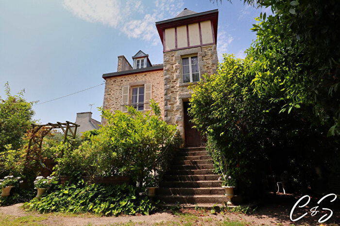 Maison à vendre - Quimper, Penhars, Penanguer, Corniguel - 5 pièces - 4 chambres
