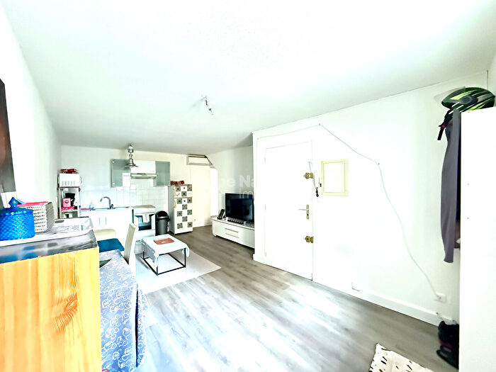 Appartement à vendre - Gignac-la-Nerthe - 4 pièces - 2 chambres