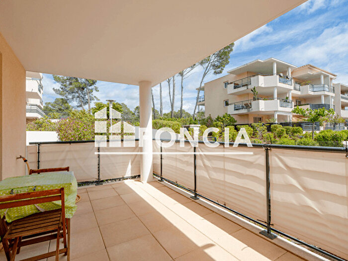 Appartement à vendre - Roquebrune-sur-Argens, La Bouverie - 2 pièces - 1 chambre