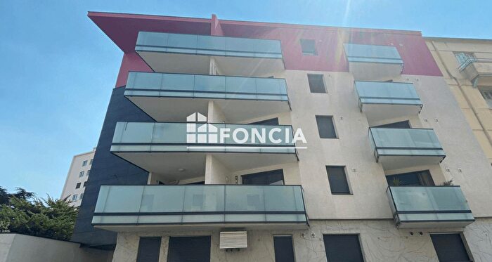 Appartement à vendre - Nîmes, Route dAvignon - 2 pièces - 1 chambre