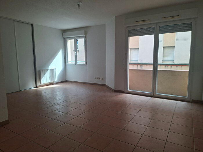 Carcassonne, Centre-ville : Appartement 2 pièces à louer