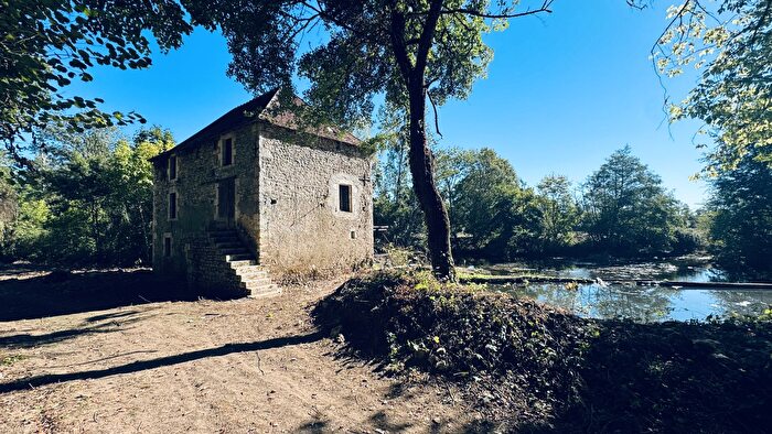Maison 3 pièces à vendre - Saint-Hilaire-sur-Benaize