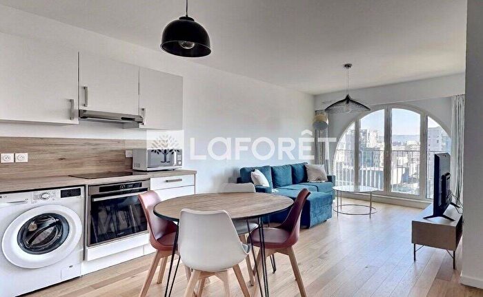 Arenc, Marseille 2ème arrondissement : Appartement 2 pièces à louer