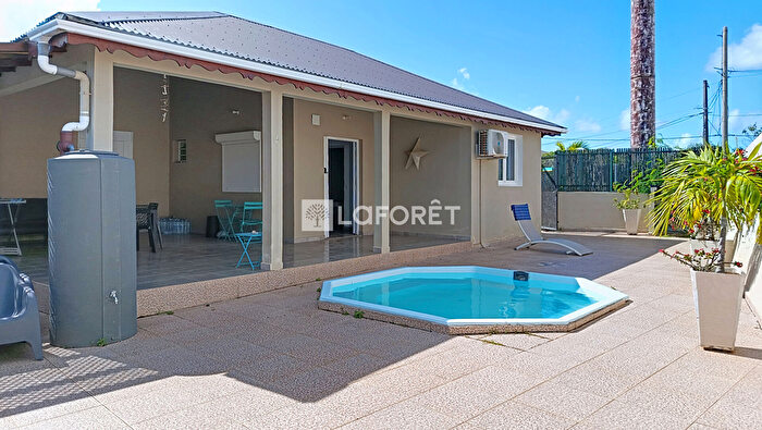 Maison à vendre - Saint-François - 12 pièces - 7 chambres