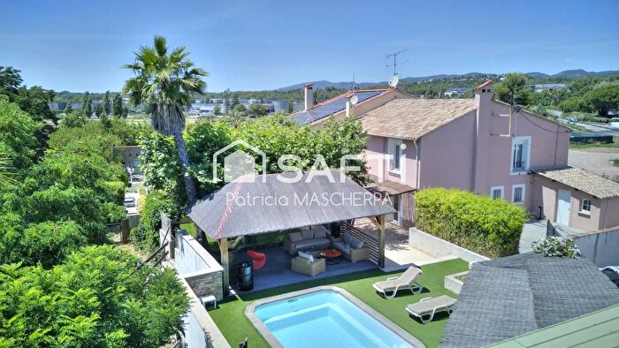 Maison 4 pièces à Fréjus, Centre-ville, à vendre