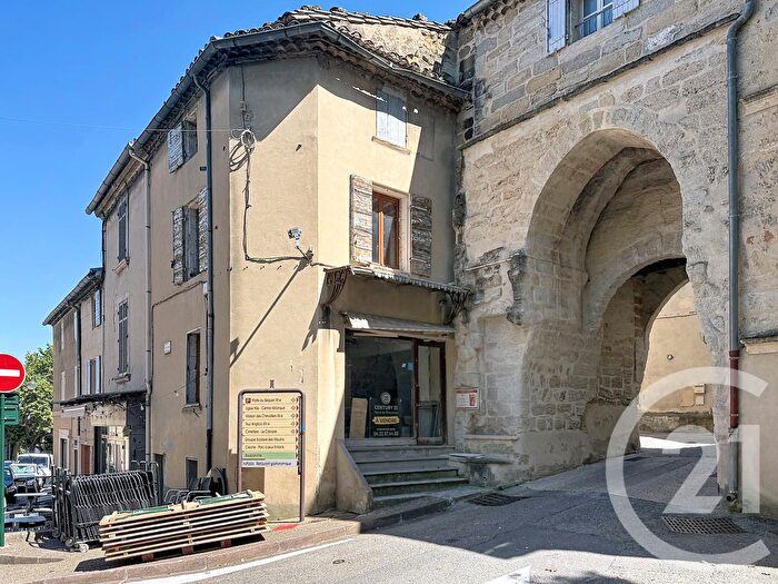 Maison 6 pièces à Barbentane, à vendre