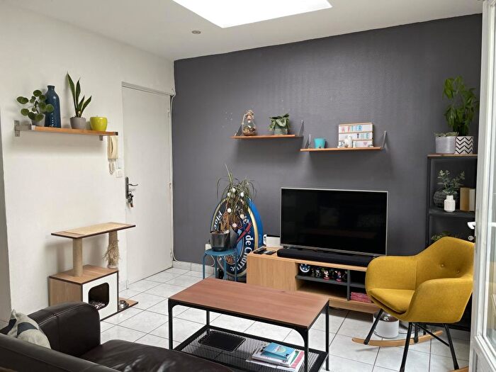 Lille, Saint-Maurice, Pellevoisin : Appartement 2 pièces à louer