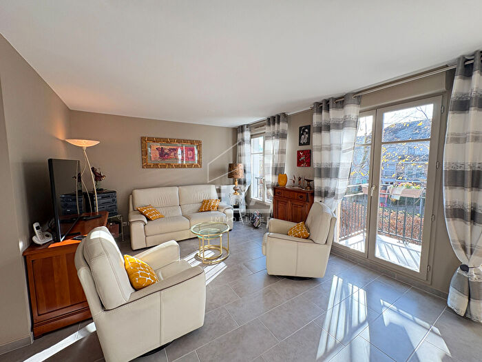 Appartement à vendre - Guyancourt, Village - 3 pièces - 2 chambres