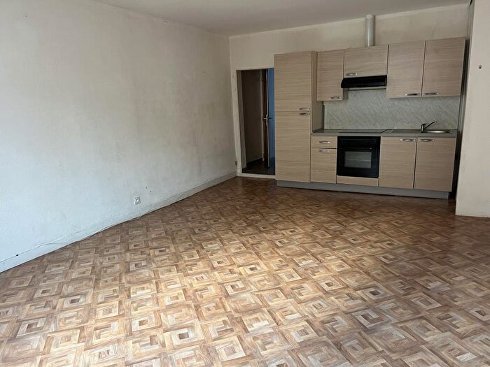 Appartement à louer - Villefranche-de-Rouergue, La Bastide - 1 pièce
