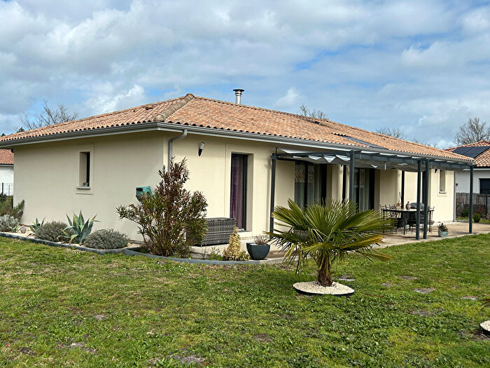 Maison à vendre - Saugnacq-et-Muret - 5 pièces - 4 chambres