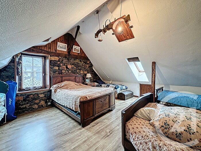 Maison 5 pièces à Cescau, à vendre