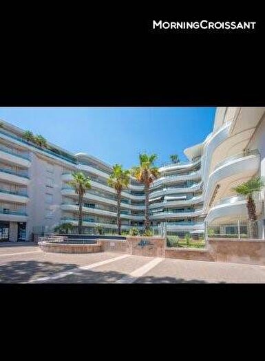 Appartement à louer - Fréjus Plage - 2 pièces - 1 chambre