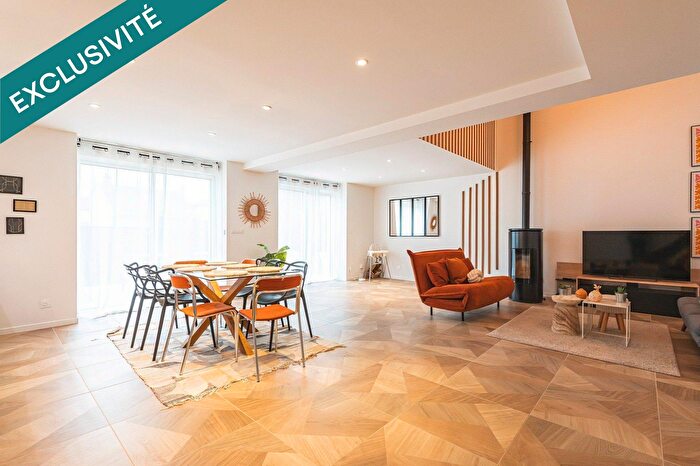 Maison à vendre - Bétheny - 7 pièces - 5 chambres