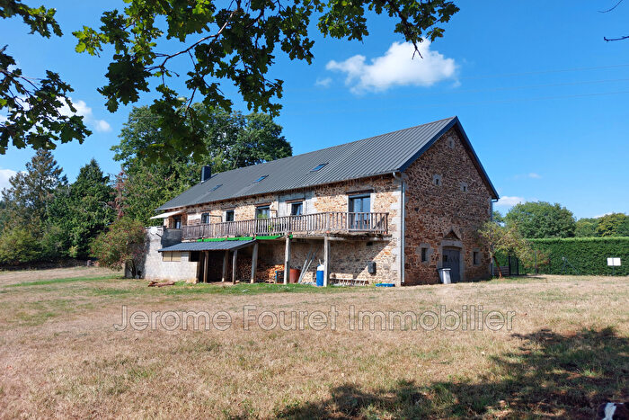 Maison 6 pièces à Neuvic, à vendre