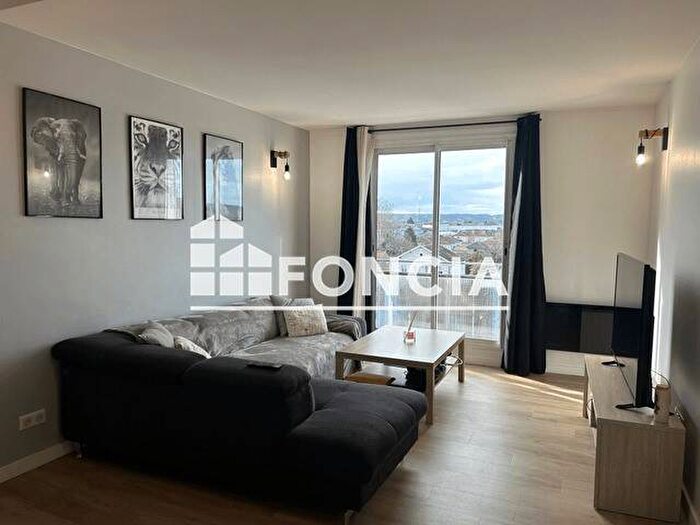 Appartement à louer - Tarbes - 3 pièces - 2 chambres