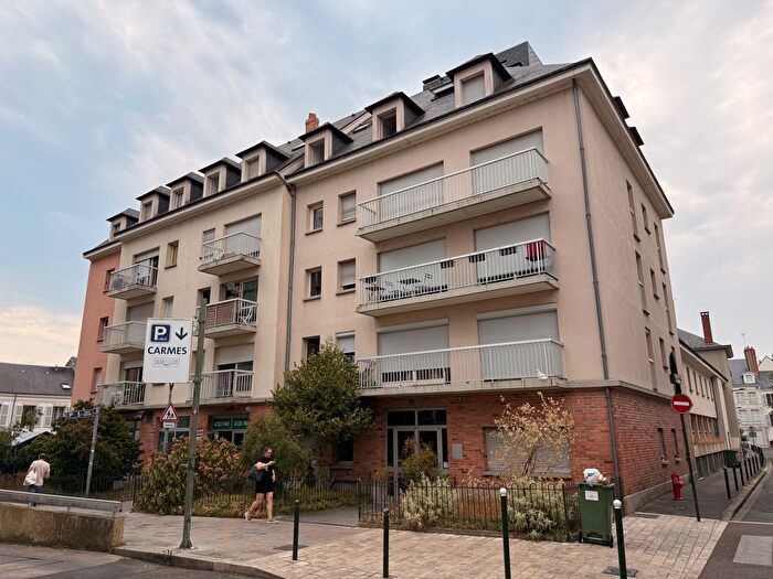Orléans, Carmes - Appartement 4 pièces à louer