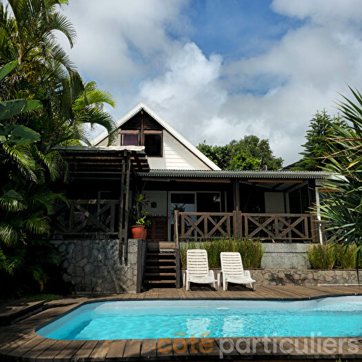 Maison à vendre - Saint-Leu, Maduran, Portail - 6 pièces - 4 chambres