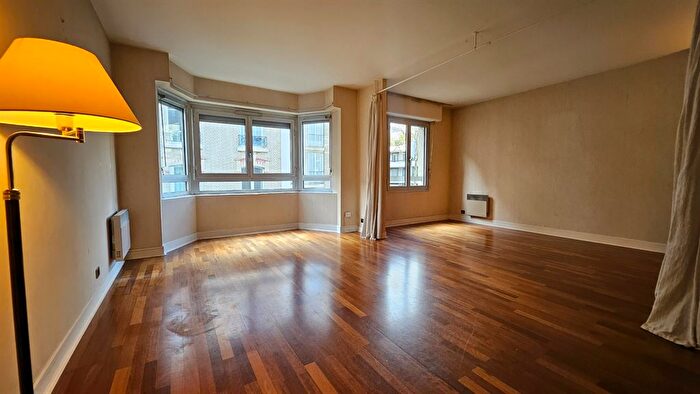 Appartement à vendre - Paris e , Jardin des Plantes - 3 pièces - 1 chambre