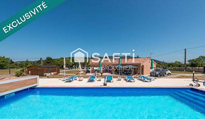 Maison à vendre - Saint-Remèze - 5 pièces - 4 chambres