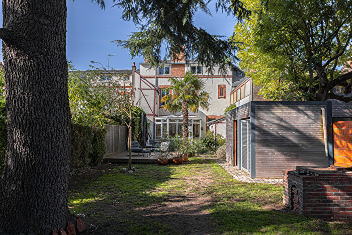 Maison à vendre - Orléans, La Cigogne - 11 pièces - 7 chambres