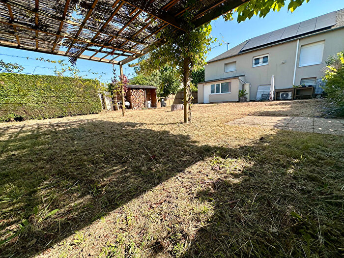 Blois, Vienne, Bas-Rivière : Maison 5 pièces à vendre